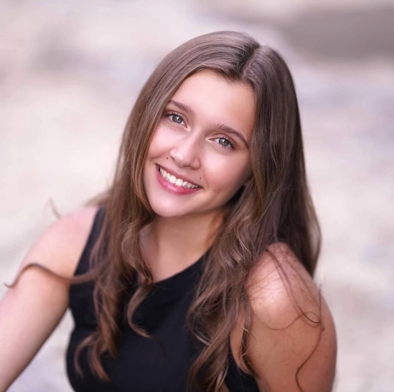 Credit union names scholarship winners | News, Sports, Jobs - Observer ...